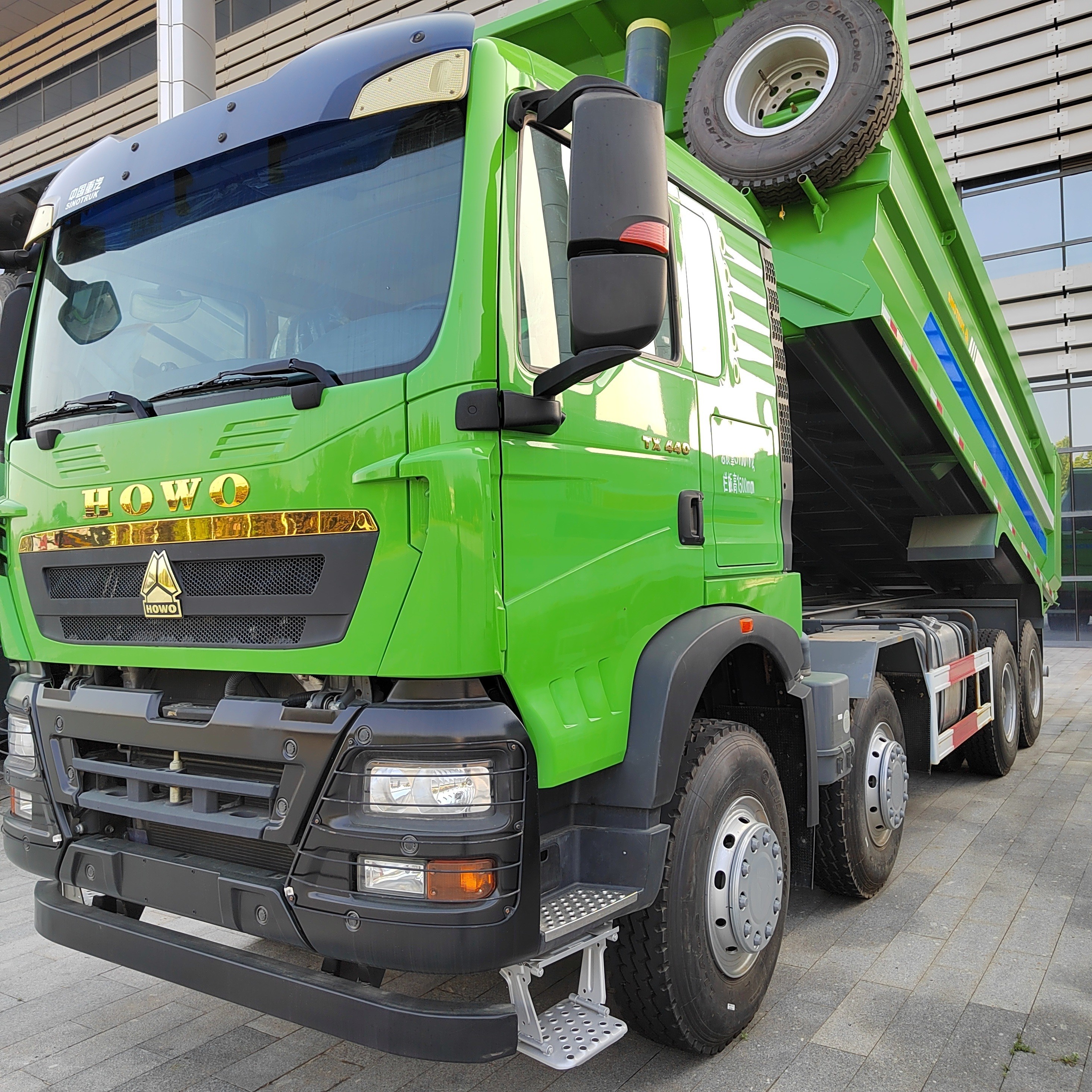 Sinotruk Hydraulic Steering Heavy Duty Dump Truck for Construction ISO ...